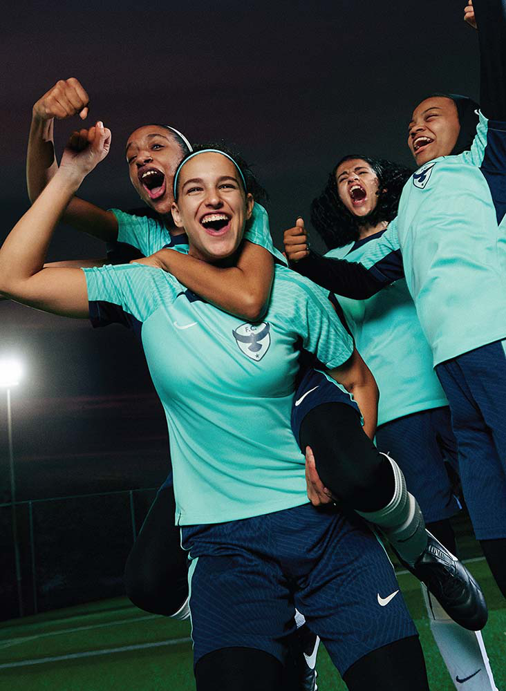 Nike Women's Collection in KSA. Buy for Women. Nike SA