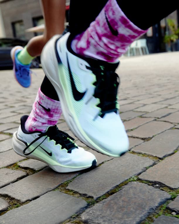 Nike Women's Collection in KSA. Buy for Women. Nike SA