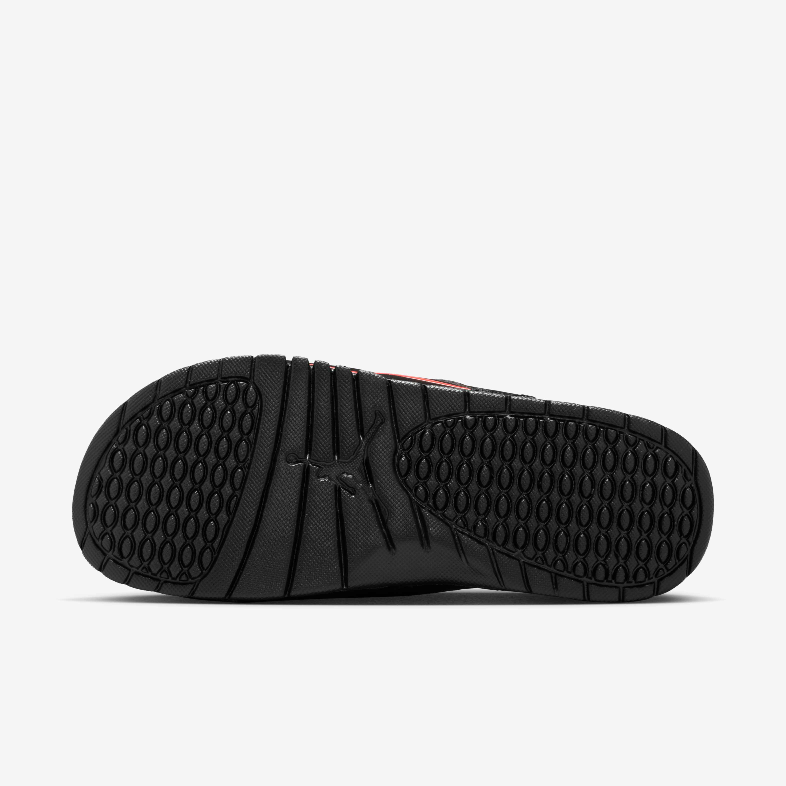 Buy Jordan Hydro VI Retro Slides - Black/Infrared 23 @ Nike Saudi