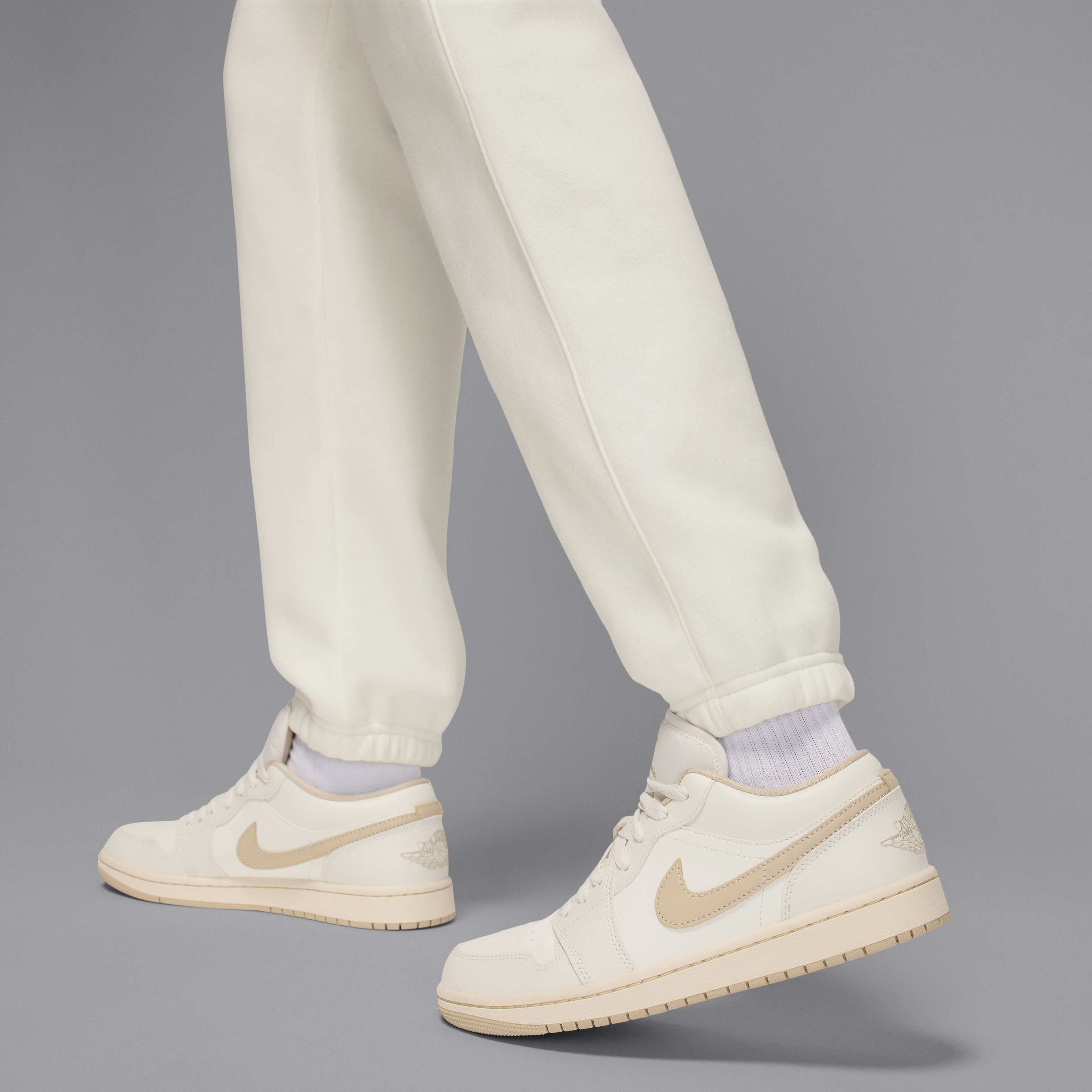 Buy Jordan Brooklyn Fleece Women's Realtree Trousers - Sail/Iron Grey ...