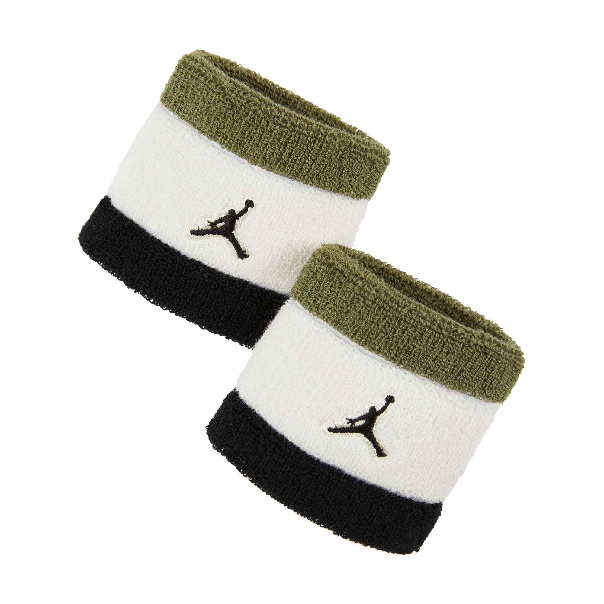 Shop Sleeves & Arm Bands Online @ Nike Saudi