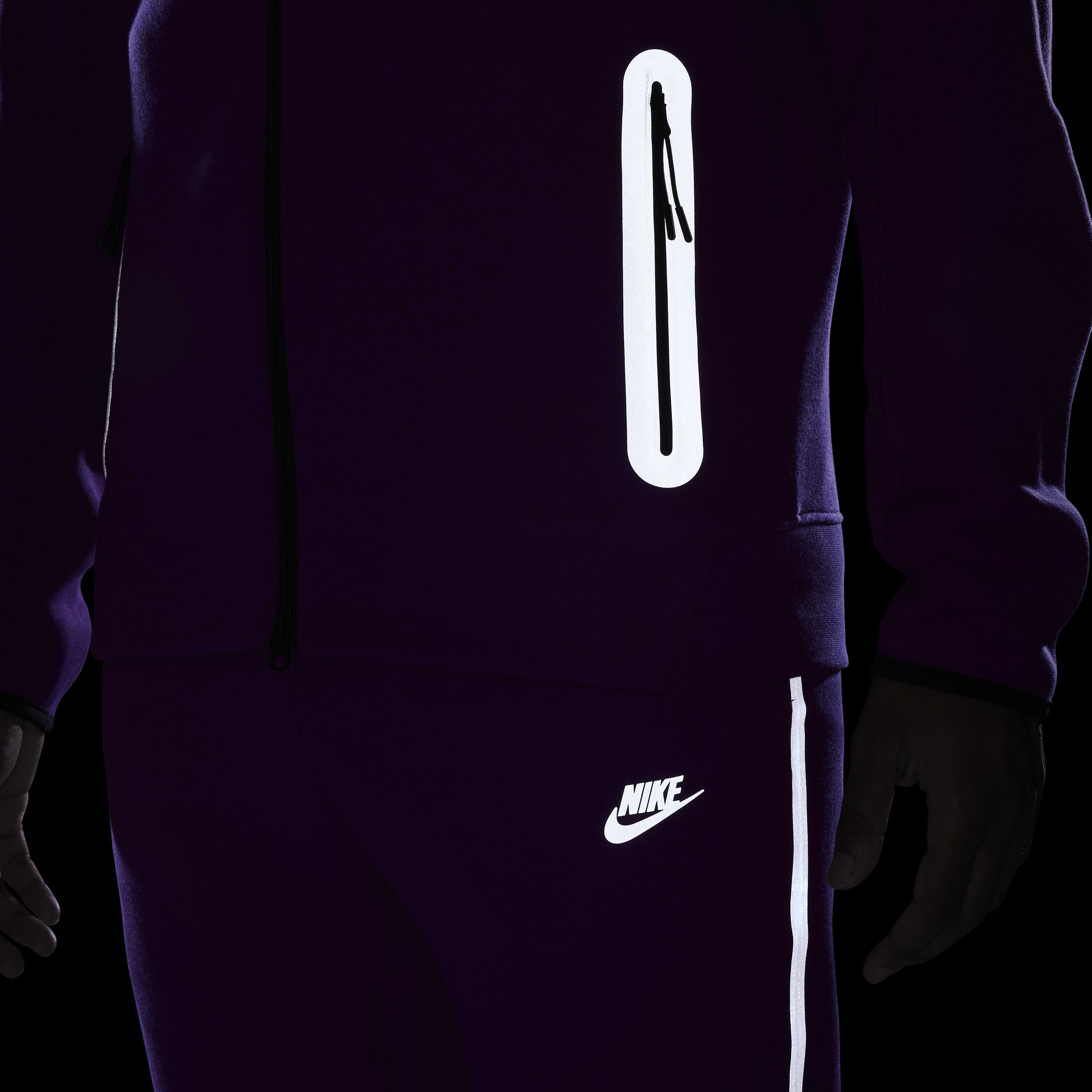 Buy Nike Tech Windrunner Men's Reflective Design Details Fleece Full ...