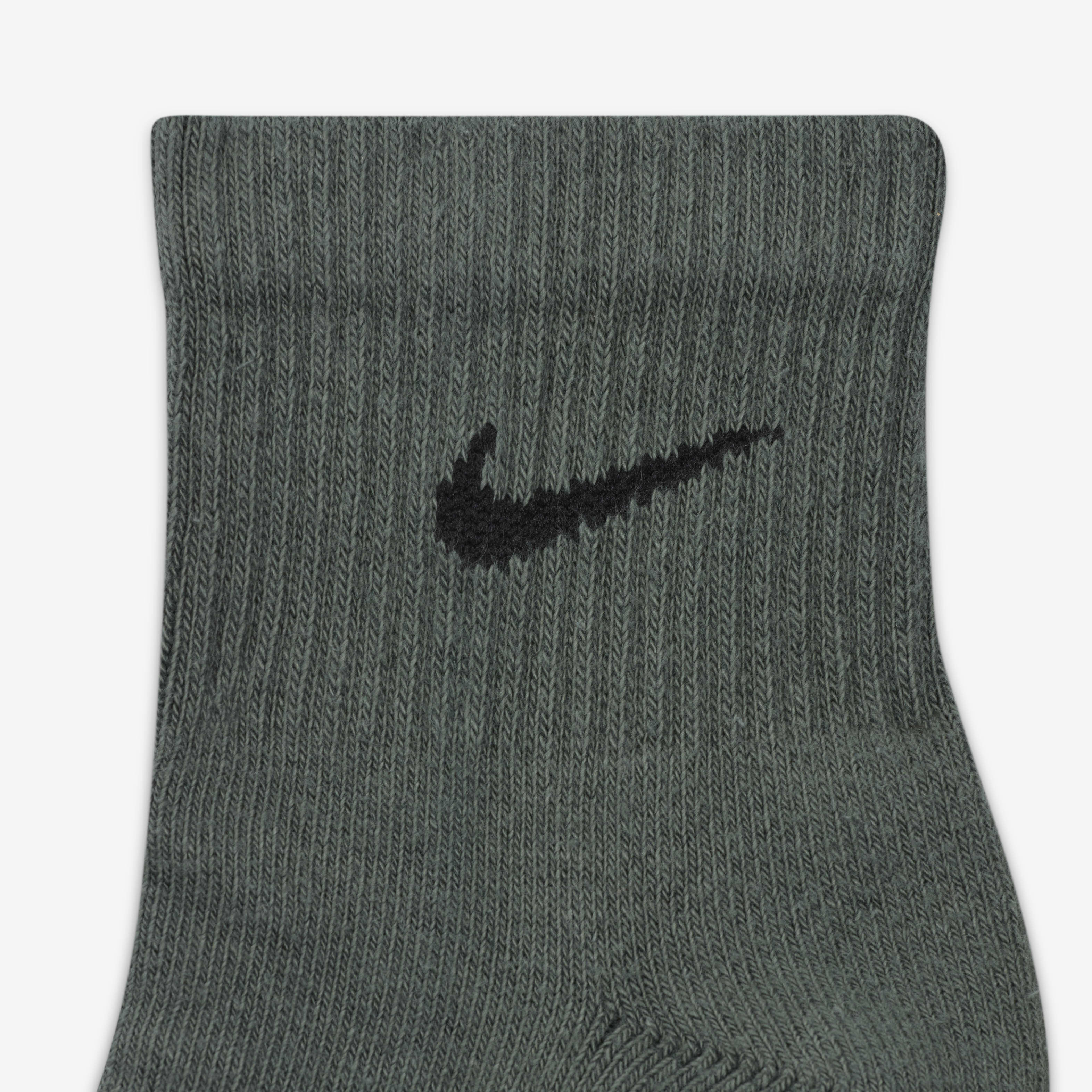 Buy Nike Everyday Plus Cushioned Training Ankle Socks (3 Pairs) - Multi ...