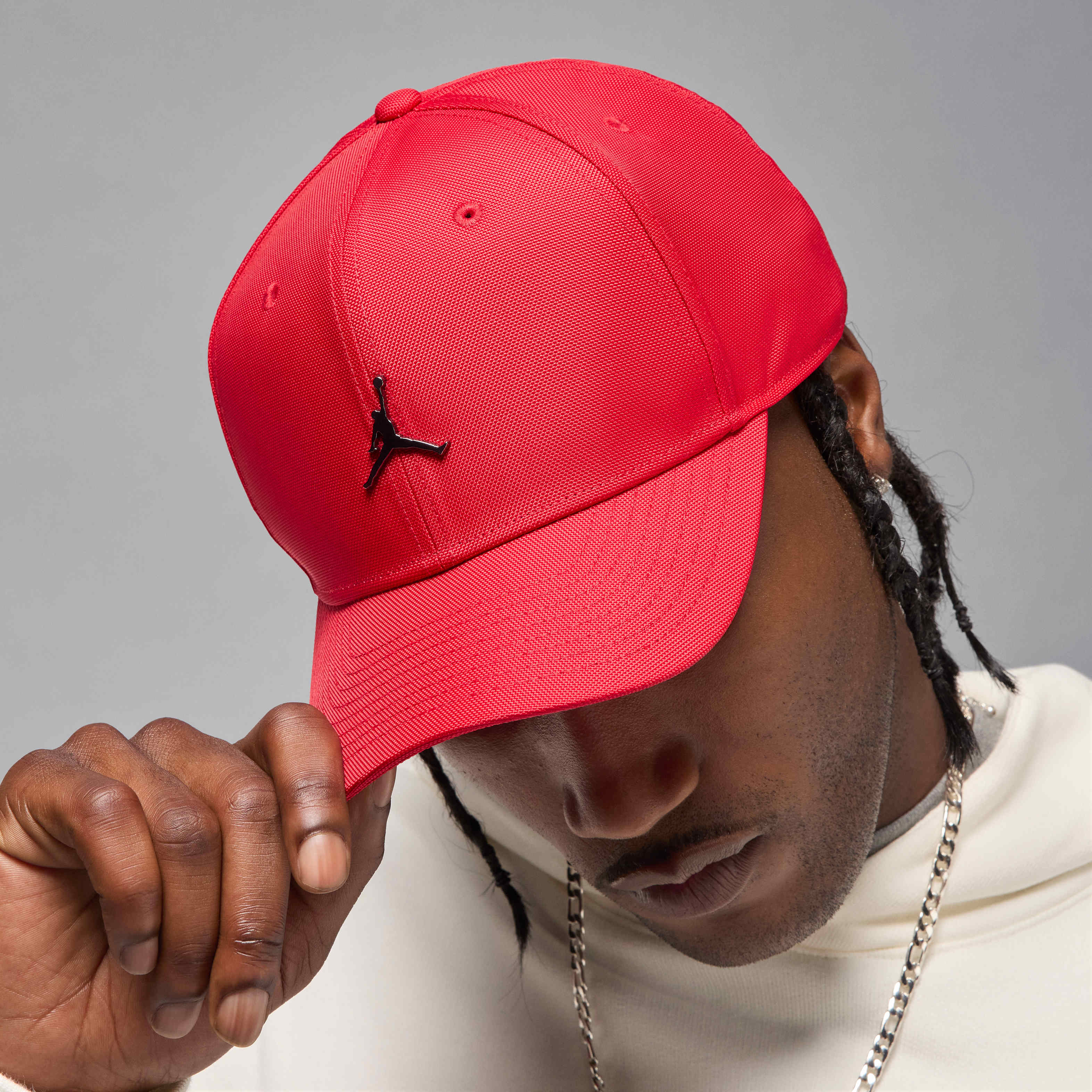 Buy Jordan Rise Structured Metal Jumpman Hat - Gym Red @ Nike Saudi