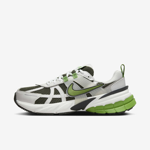Y2K Sneakers | Nike Saudi