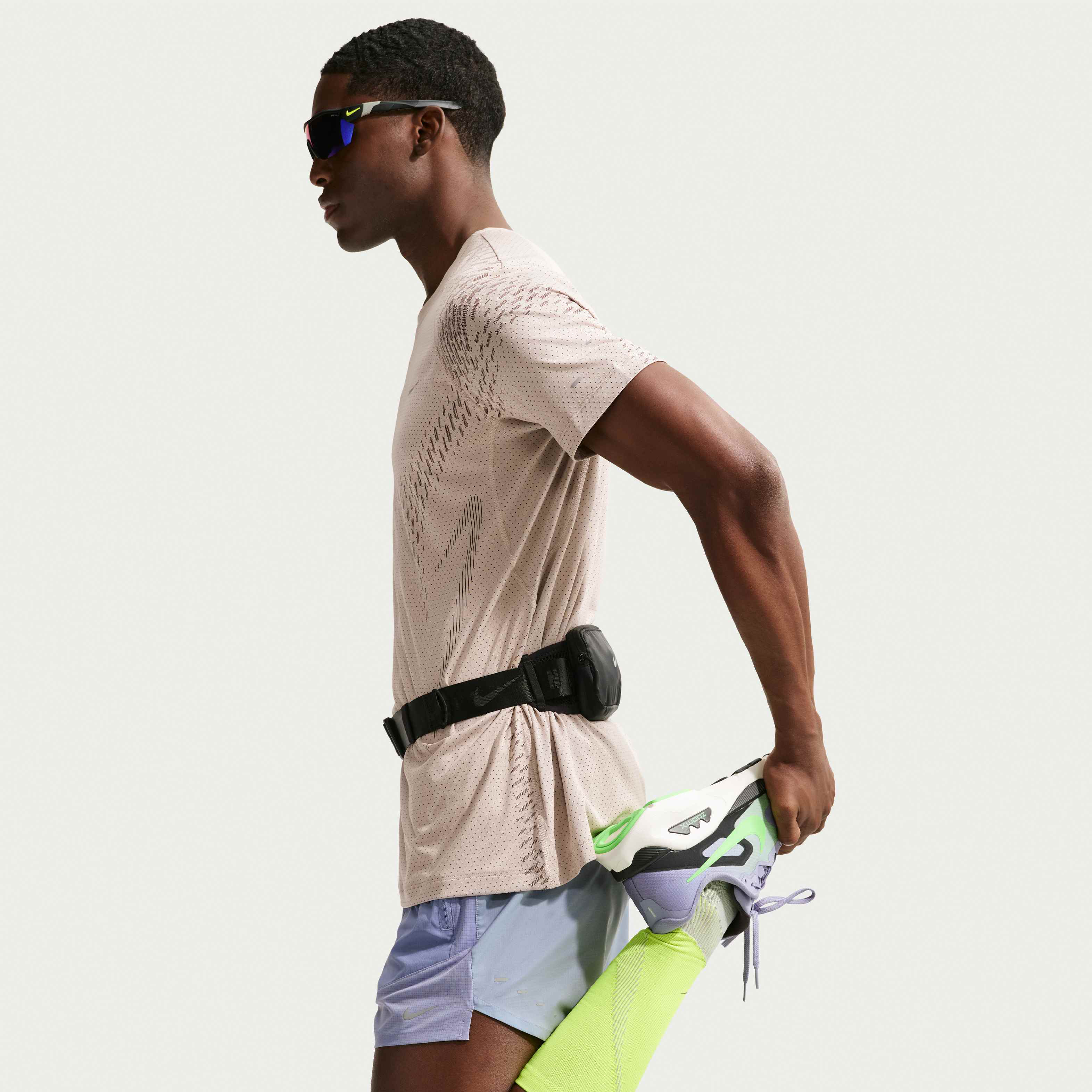 Buy Nike Stride Men's Dri-FIT 12.5cm (approx.) Brief-Lined Running ...